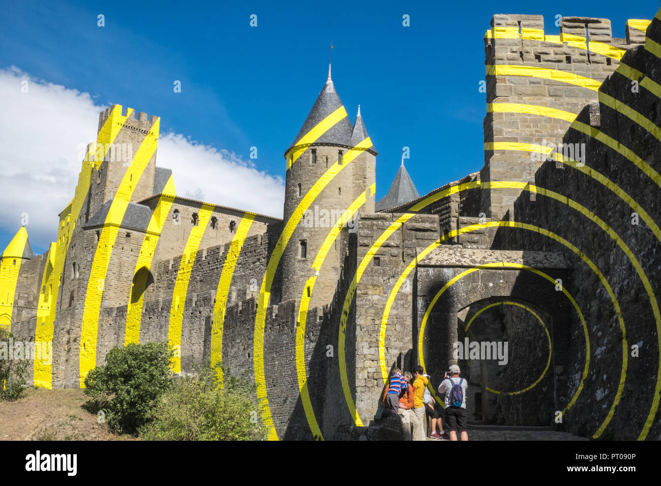 Concentric eccentric circles hi-res stock photography and images - Alamy