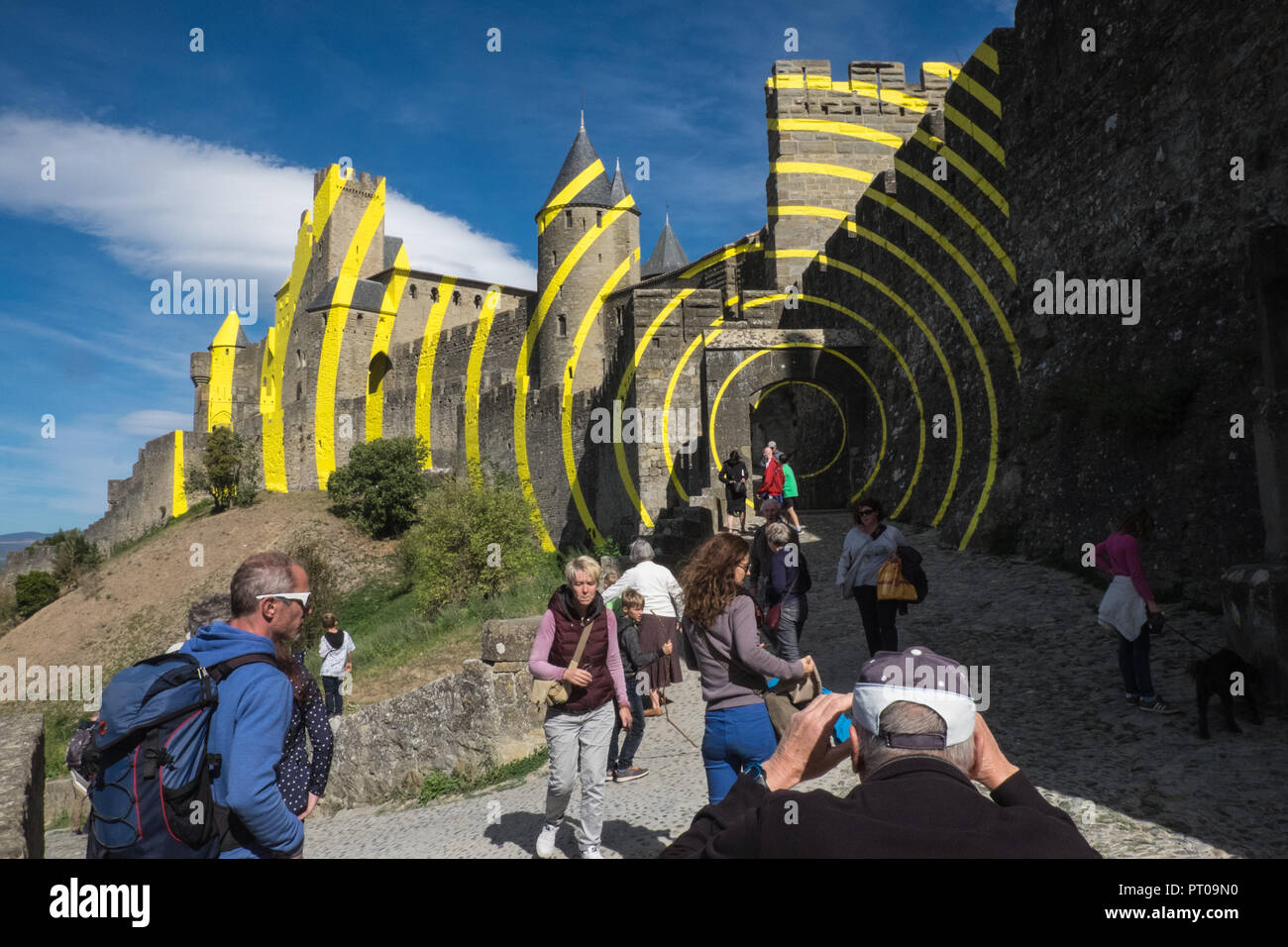 Concentric eccentric circles hi-res stock photography and images - Alamy