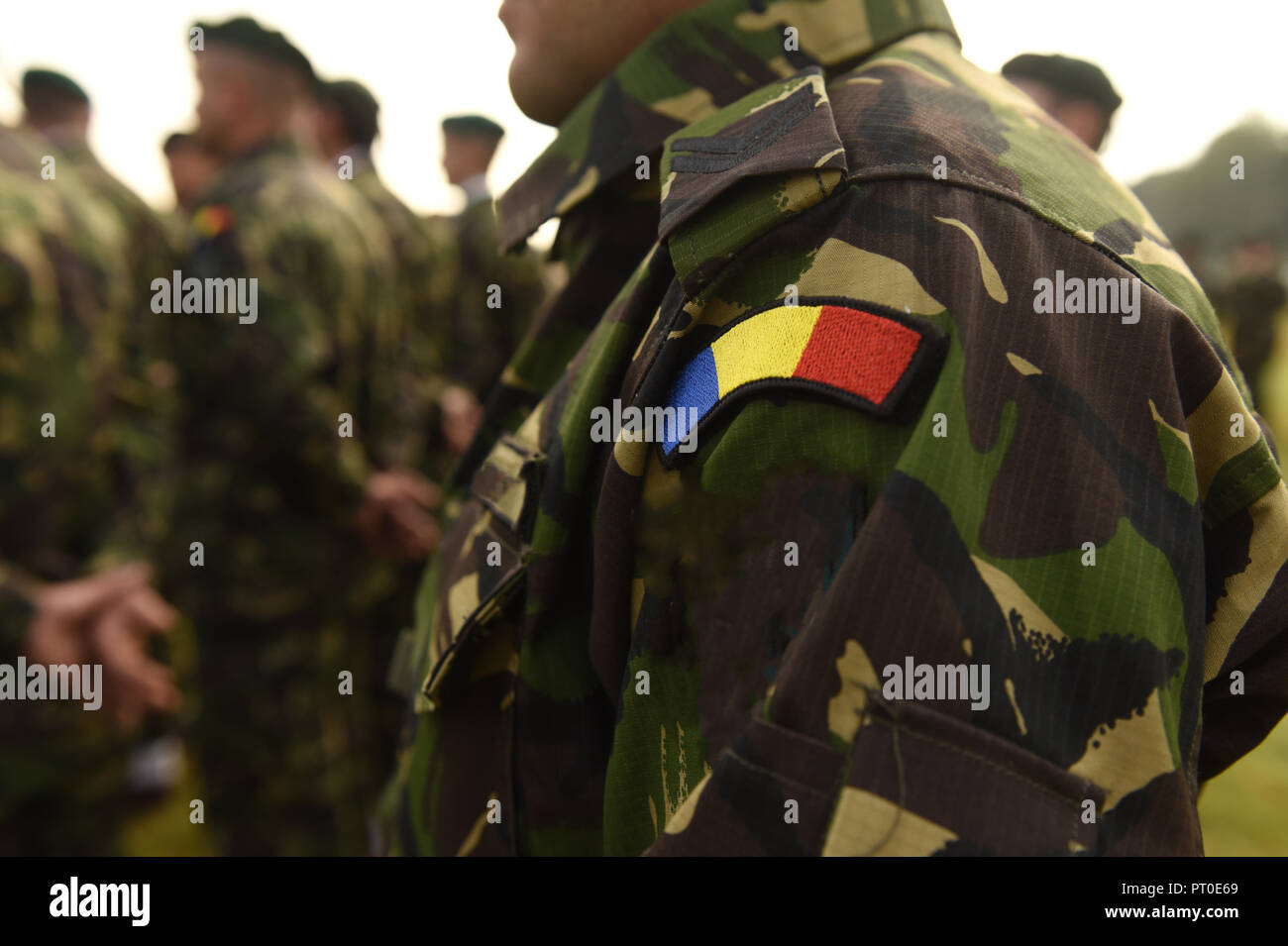 Romanian honor guard soldiers hi-res stock photography and images - Alamy