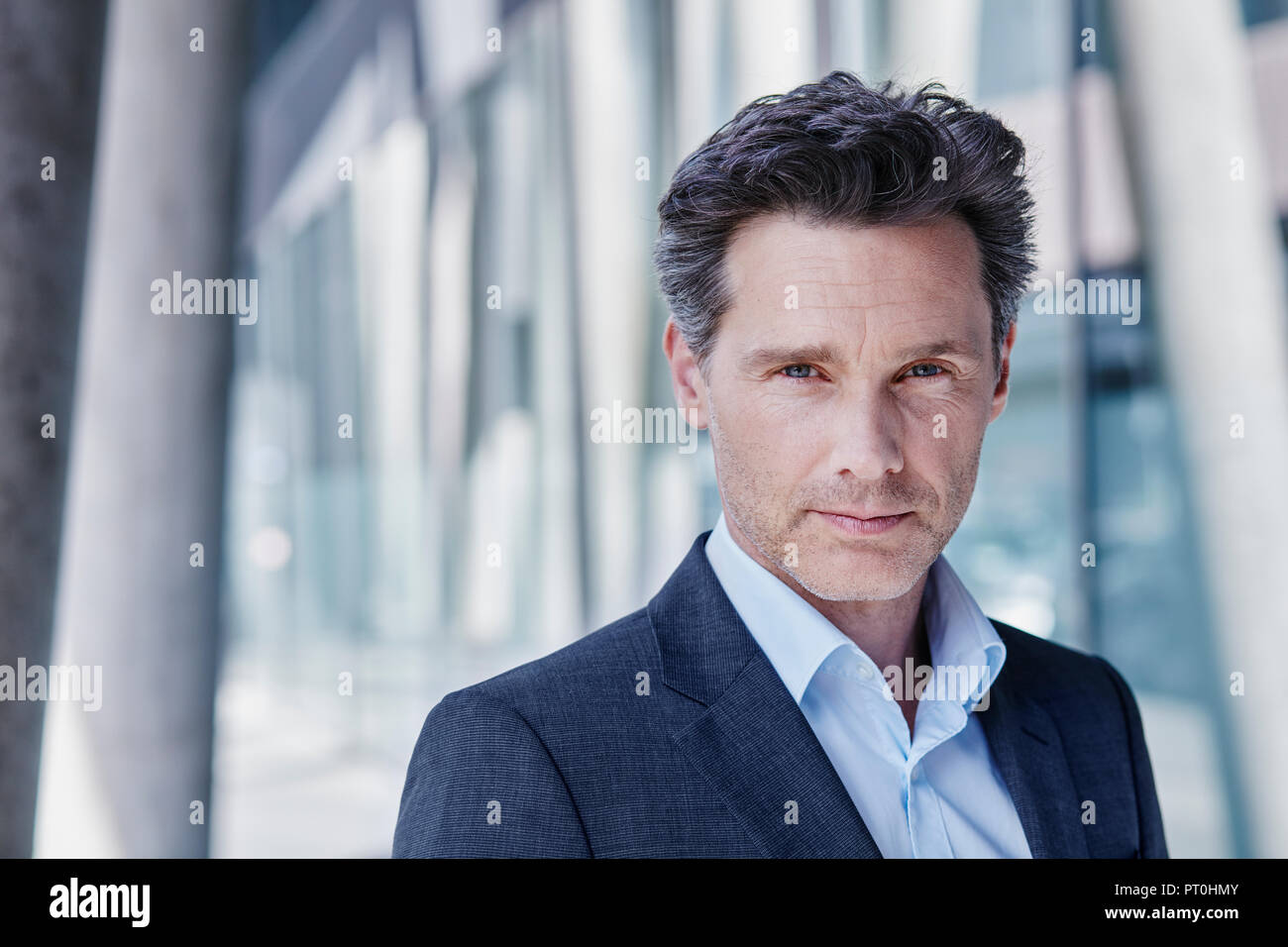 Management portrait hi-res stock photography and images - Alamy