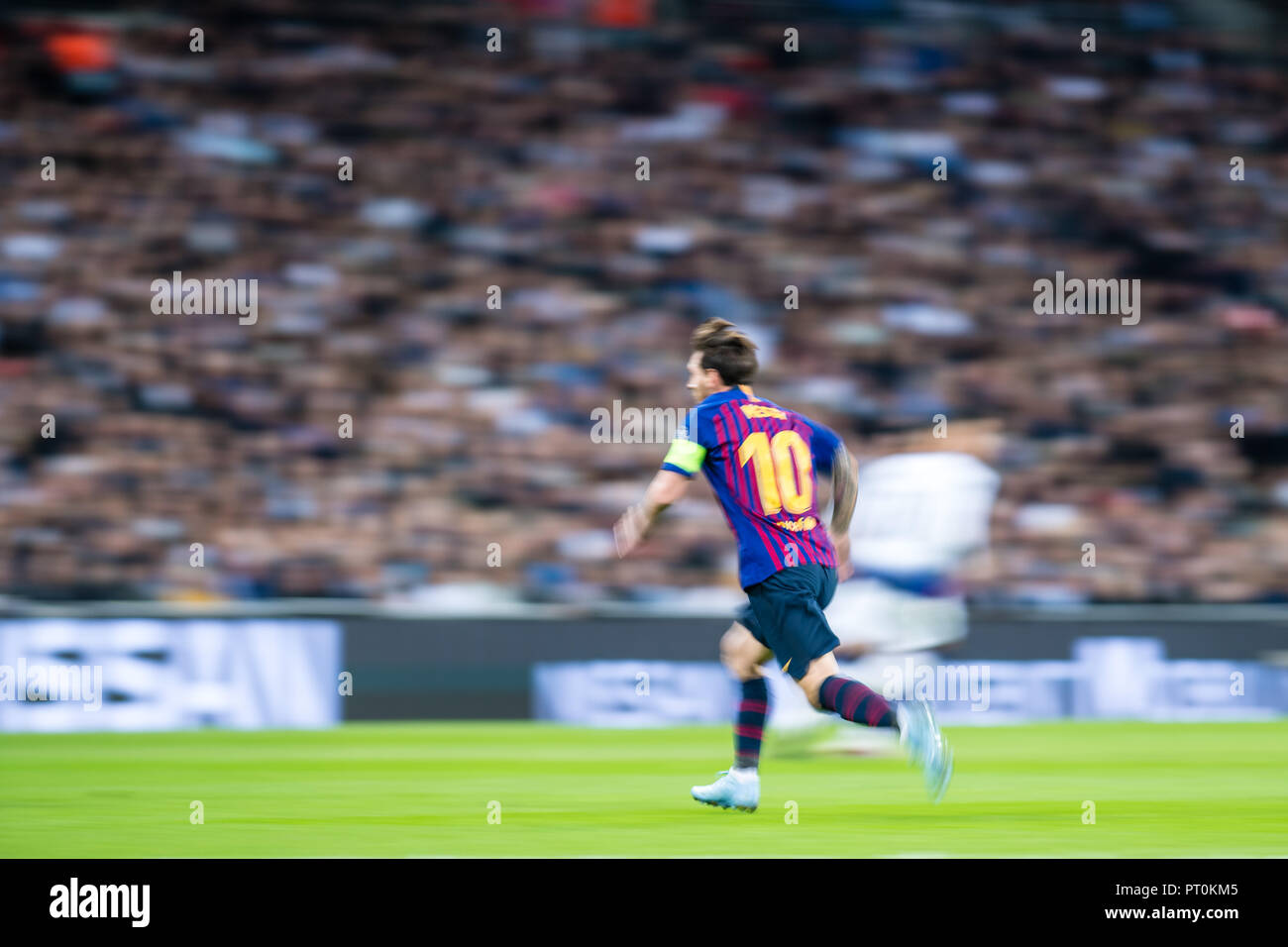 FC Barcelona with Lionel Messi at Wembley stadium during the match vs ...