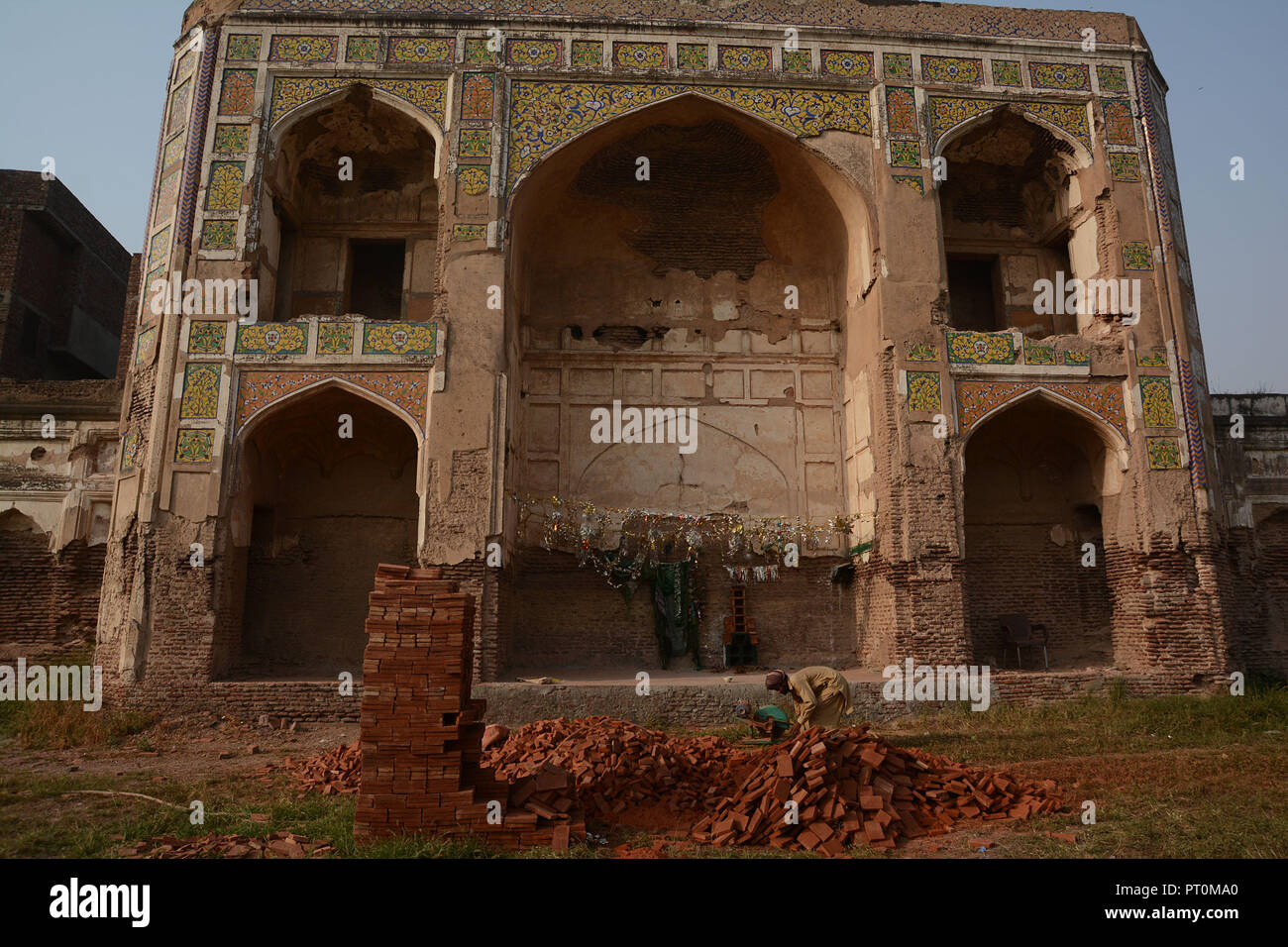 Historical sites in pakistan hi-res stock photography and images - Alamy