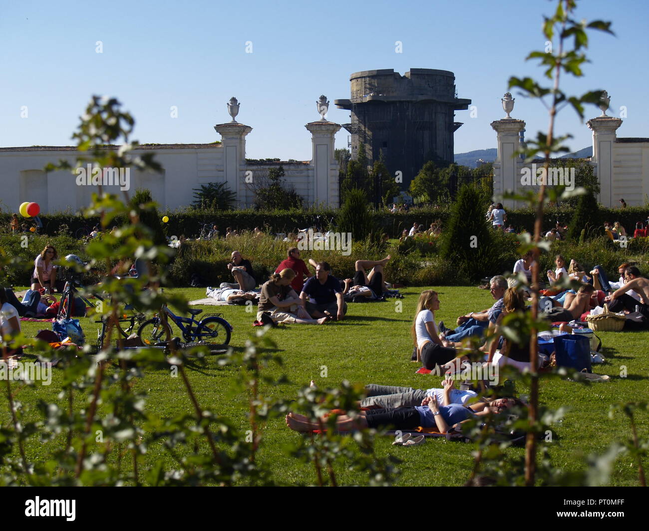 Wien, Augarten, Klassikpicknick - Vienna, Augarten Stock Photo - Alamy