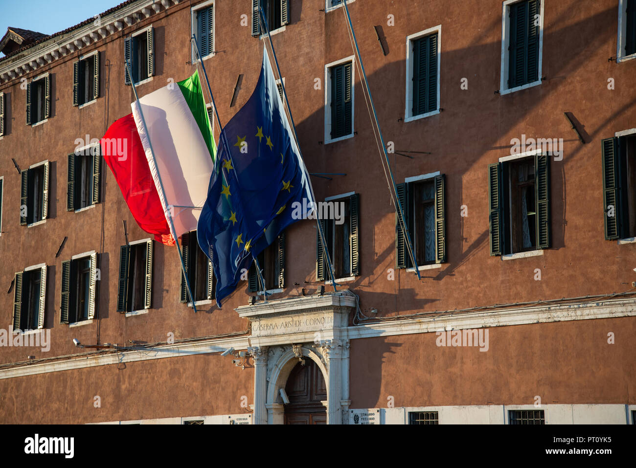 Carabinieri venice hi-res stock photography and images - Alamy