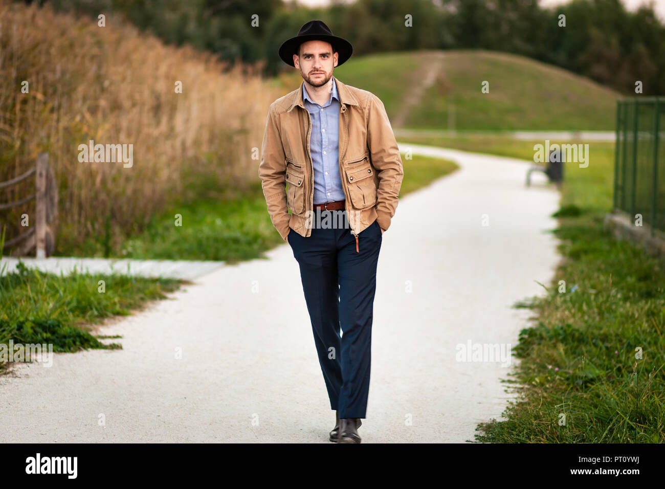 Male in fedora hi-res stock photography and images - Alamy