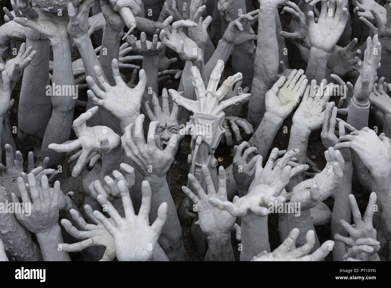 Hands reaching out hi-res stock photography and images - Alamy