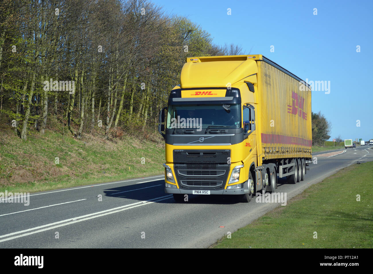 Volvo fh lorry hi-res stock photography and images - Alamy