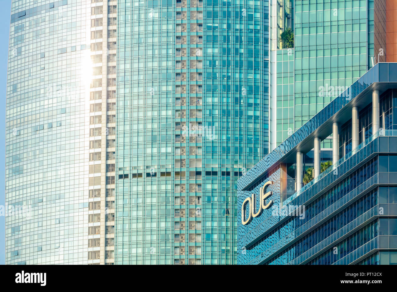 Oue bayfront building hi-res stock photography and images - Alamy