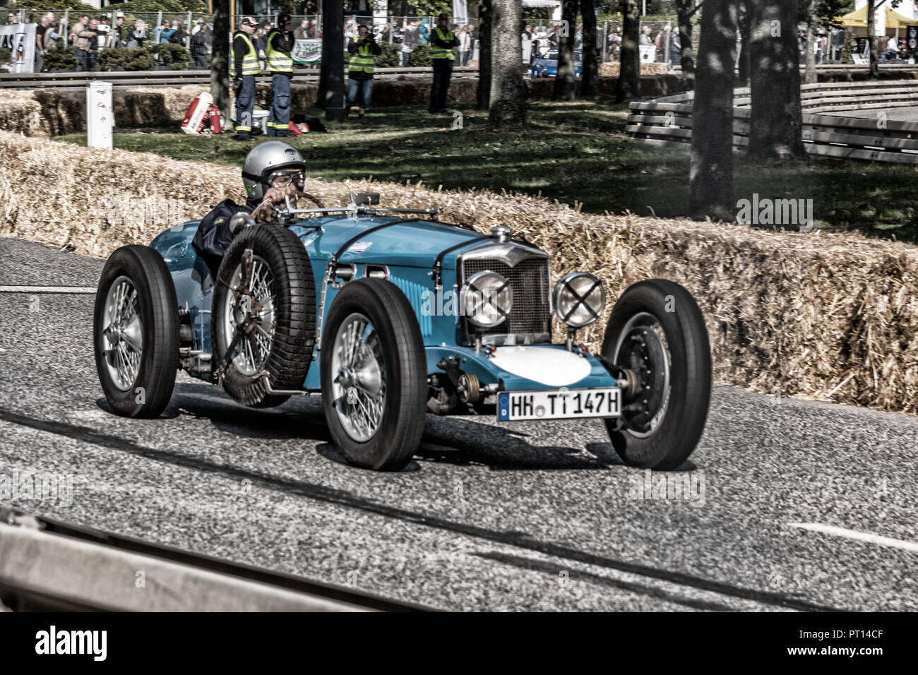 Riley TT Sprite Special beim 17. Hamburger Stadtpark-Revival Stock ...