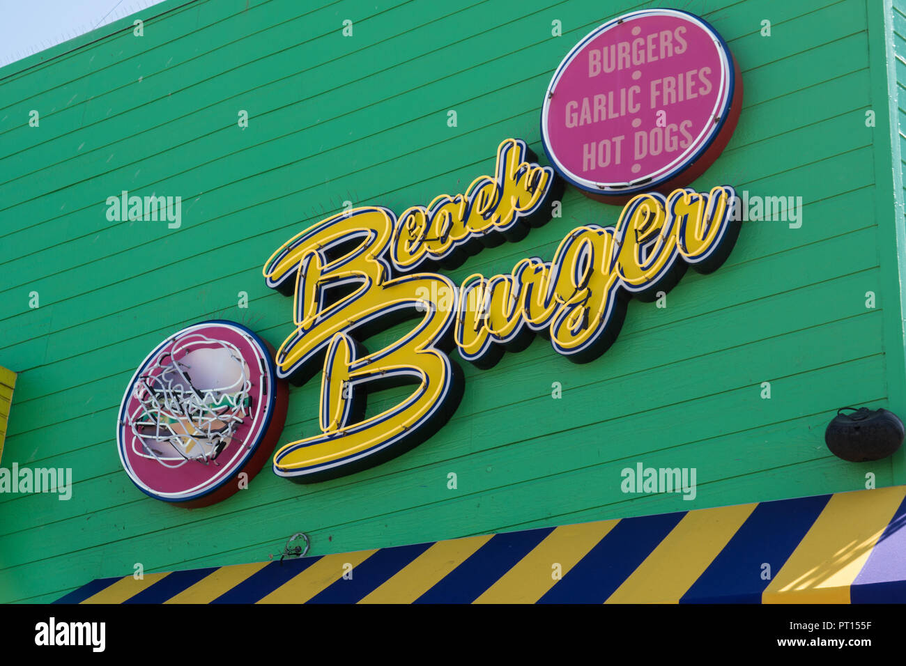 SANTA MONICA, CA: Beach Burger restaurant is a popular fast food dining ...