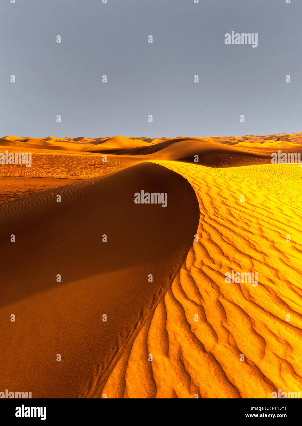 beautiful sand curves Stock Photo - Alamy