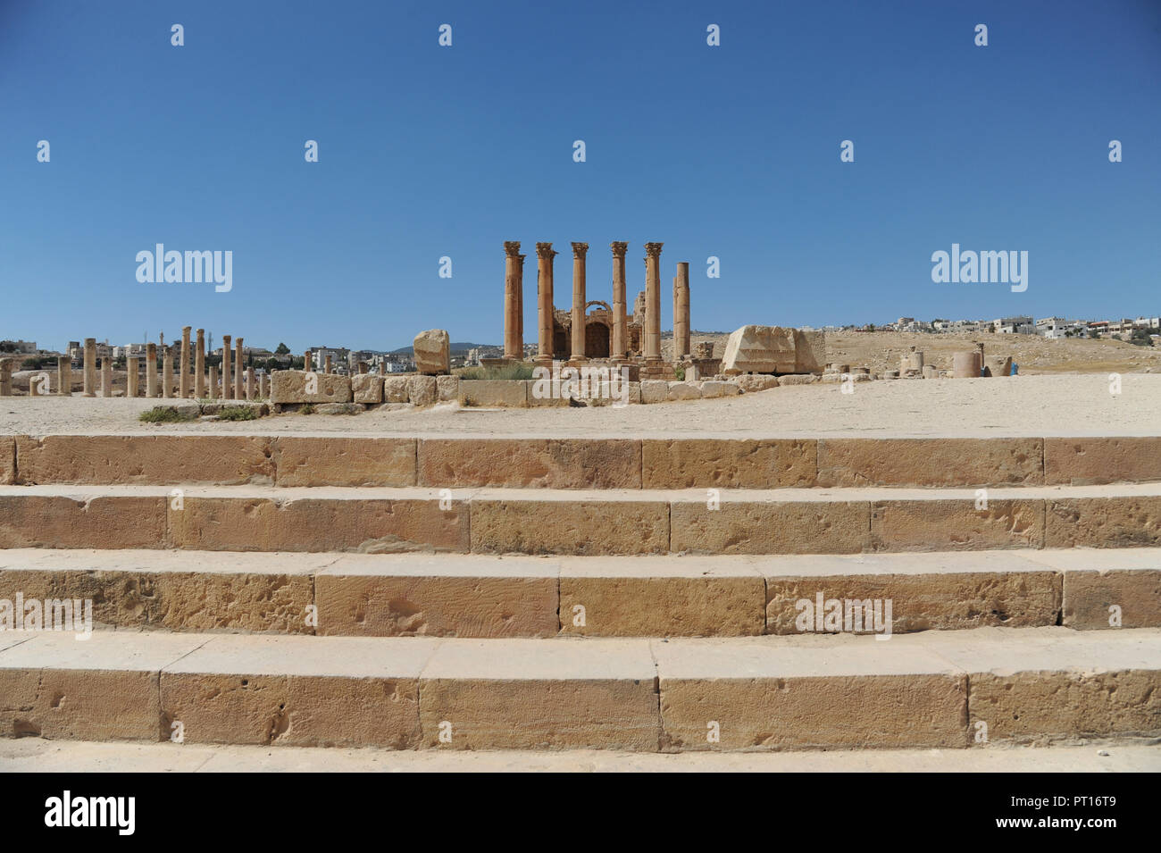 The ruined city of Jerash is Jordan's largest and most interesting ...