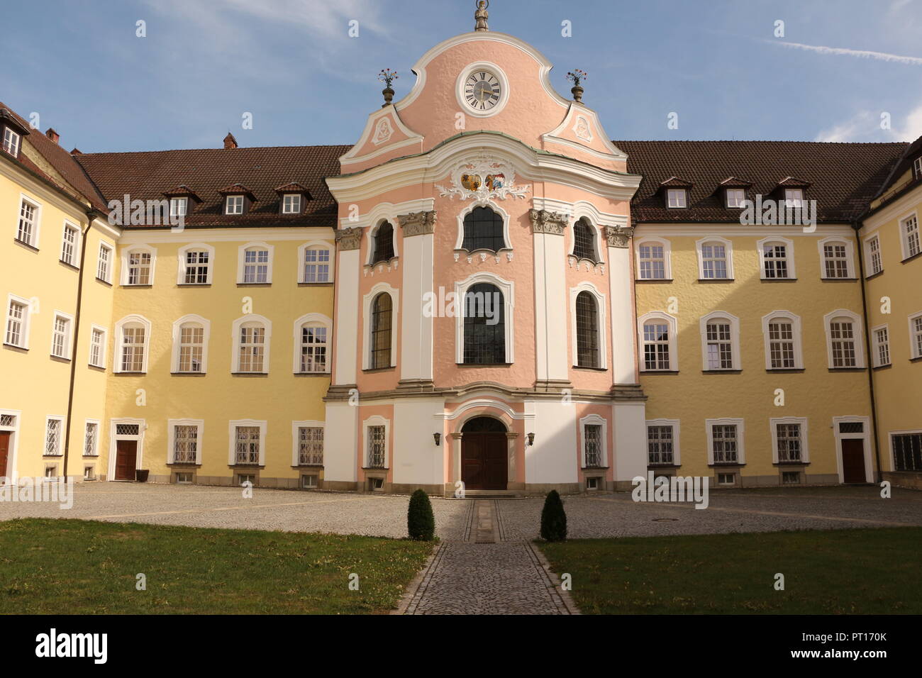 Die Benediktinerabtei Kloster Metten in Bayern Stock Photo - Alamy