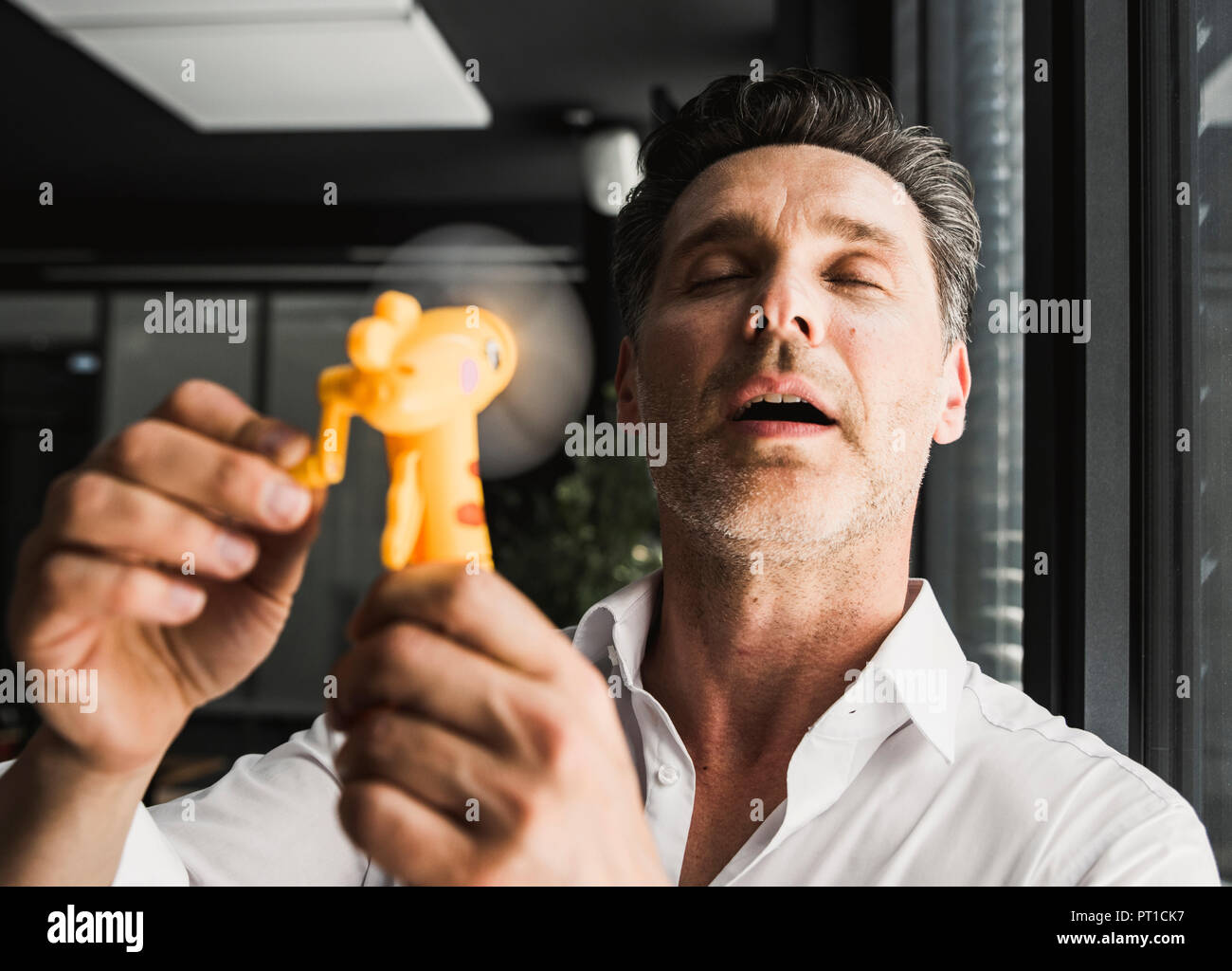 Mini fan hi-res stock photography and images - Alamy