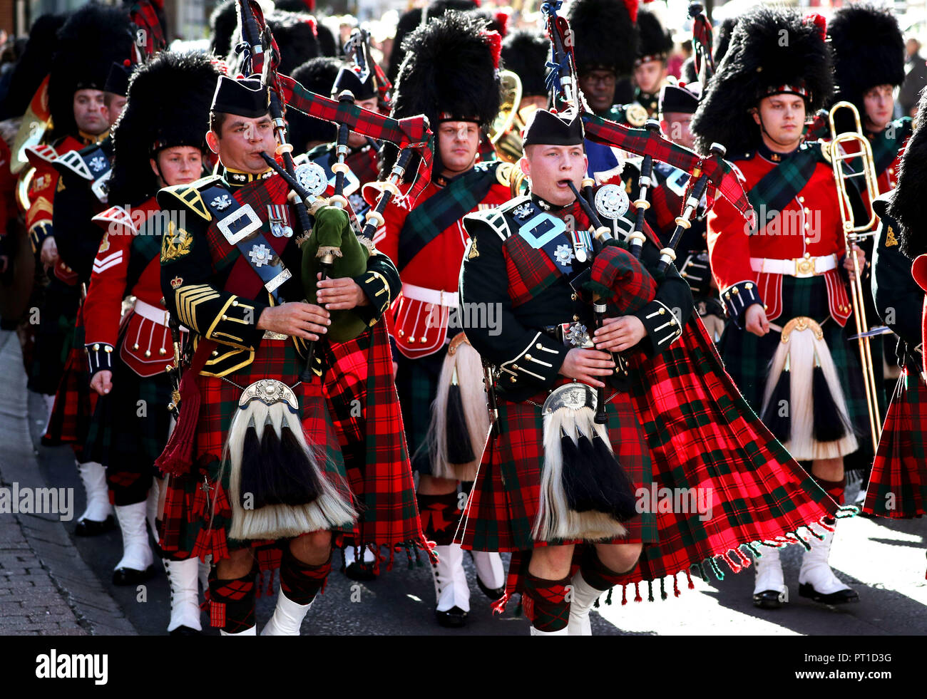 The royal regiment of scotland 2 scots hi-res stock photography and ...