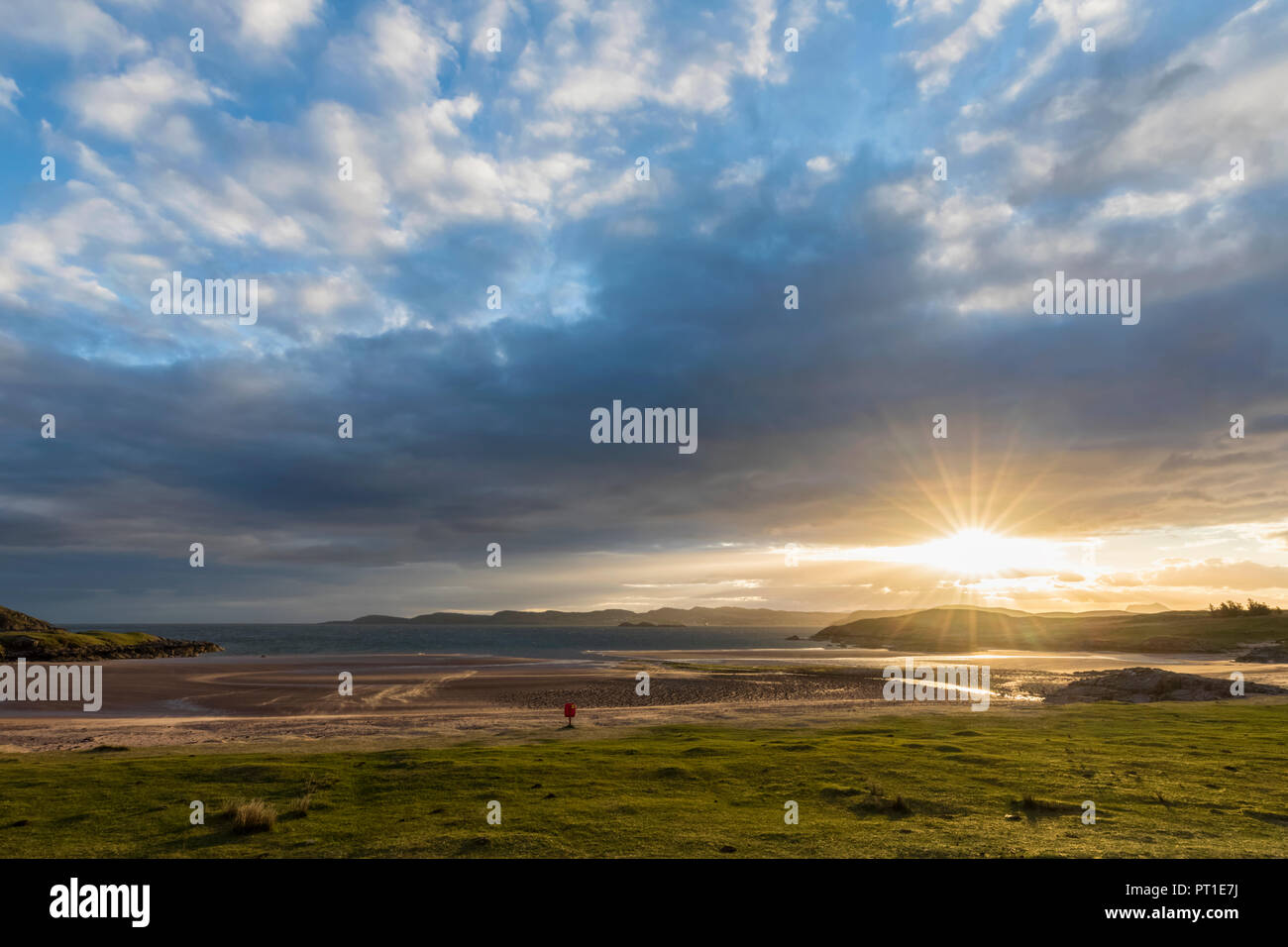 Scottish beach scene hi-res stock photography and images - Alamy