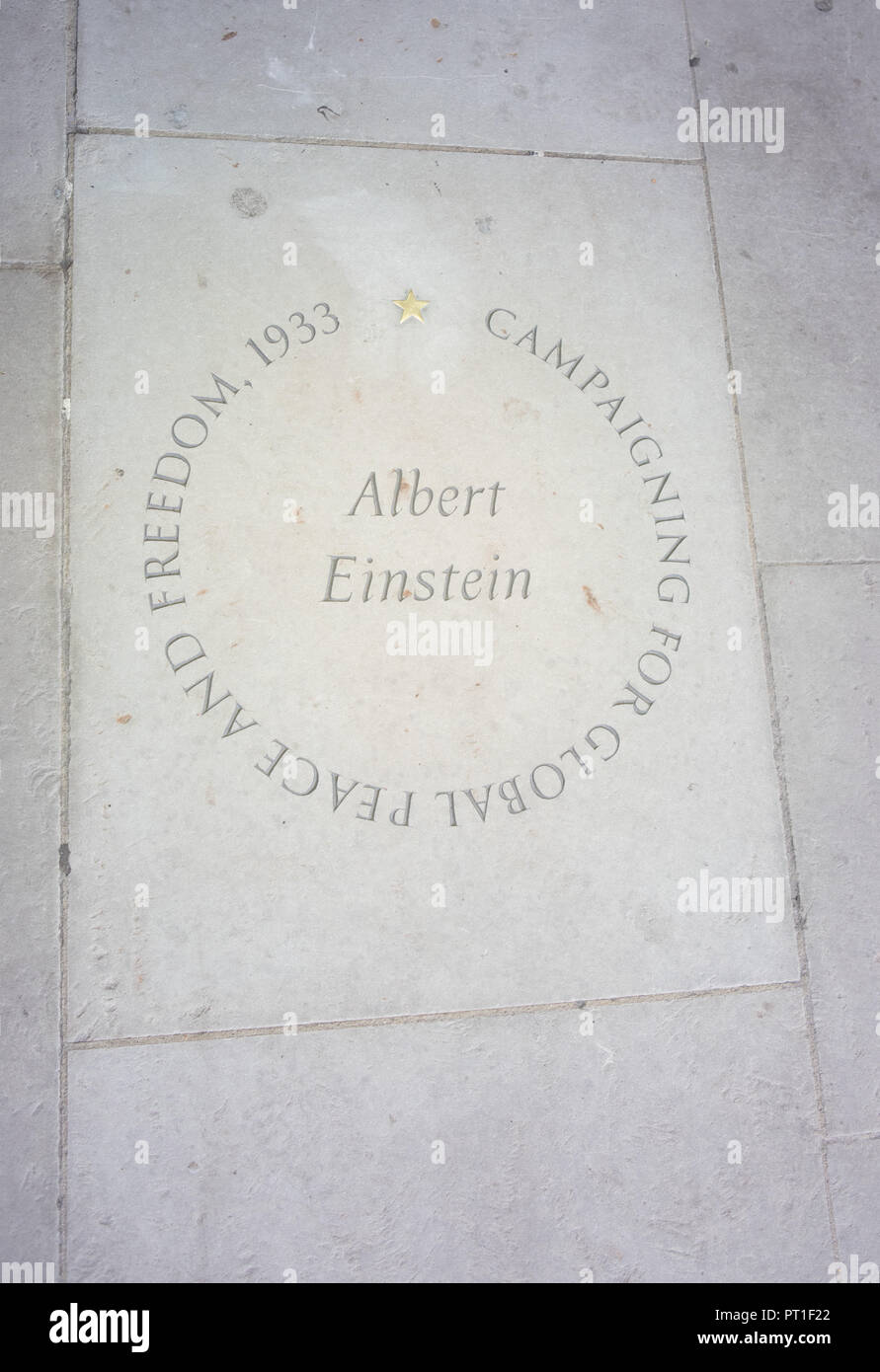 Albert einstein royal albert hall hi-res stock photography and images ...