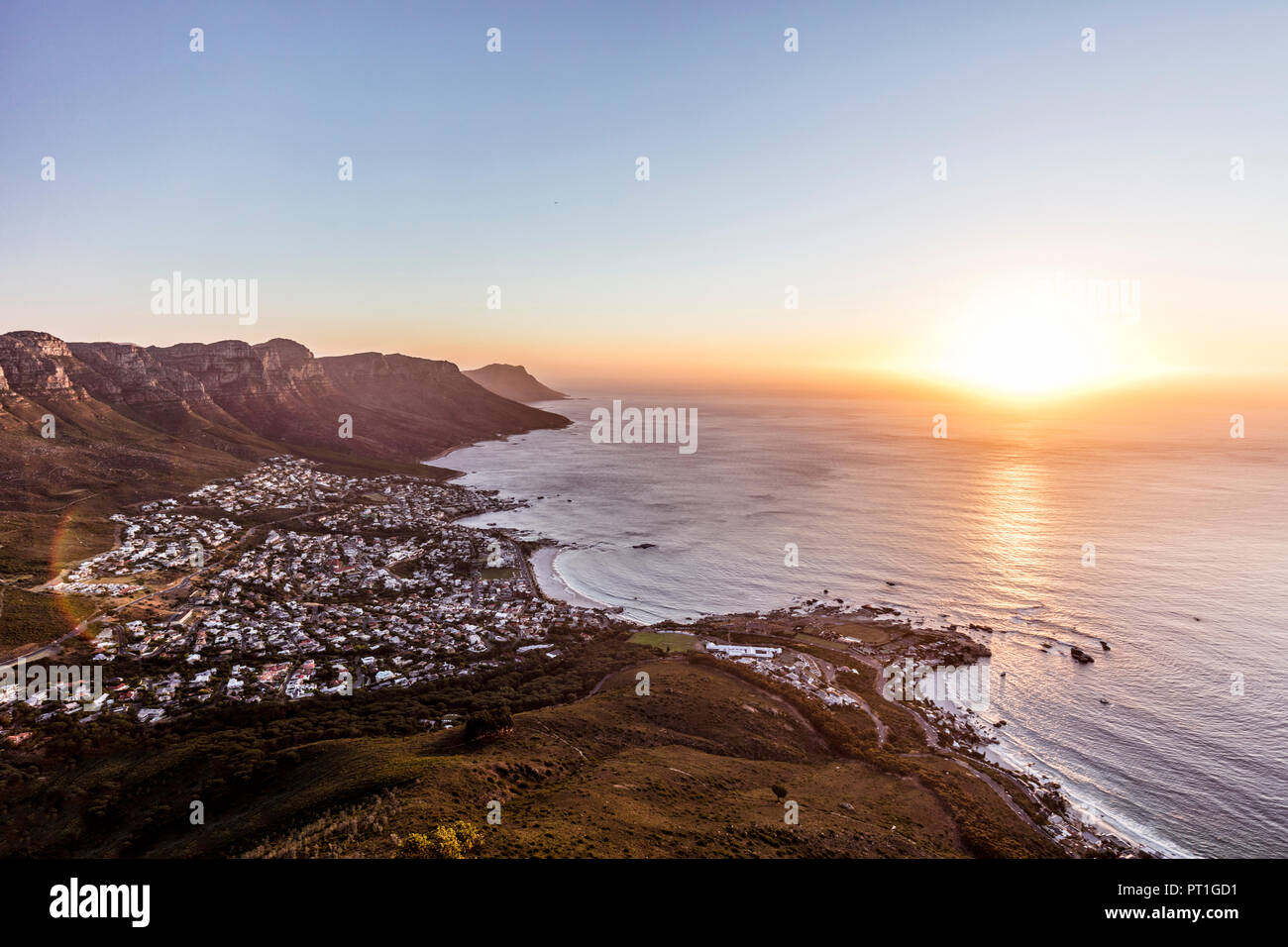South Africa, Cape Town, Lions Head, Camps Bay, sunset above the sea ...