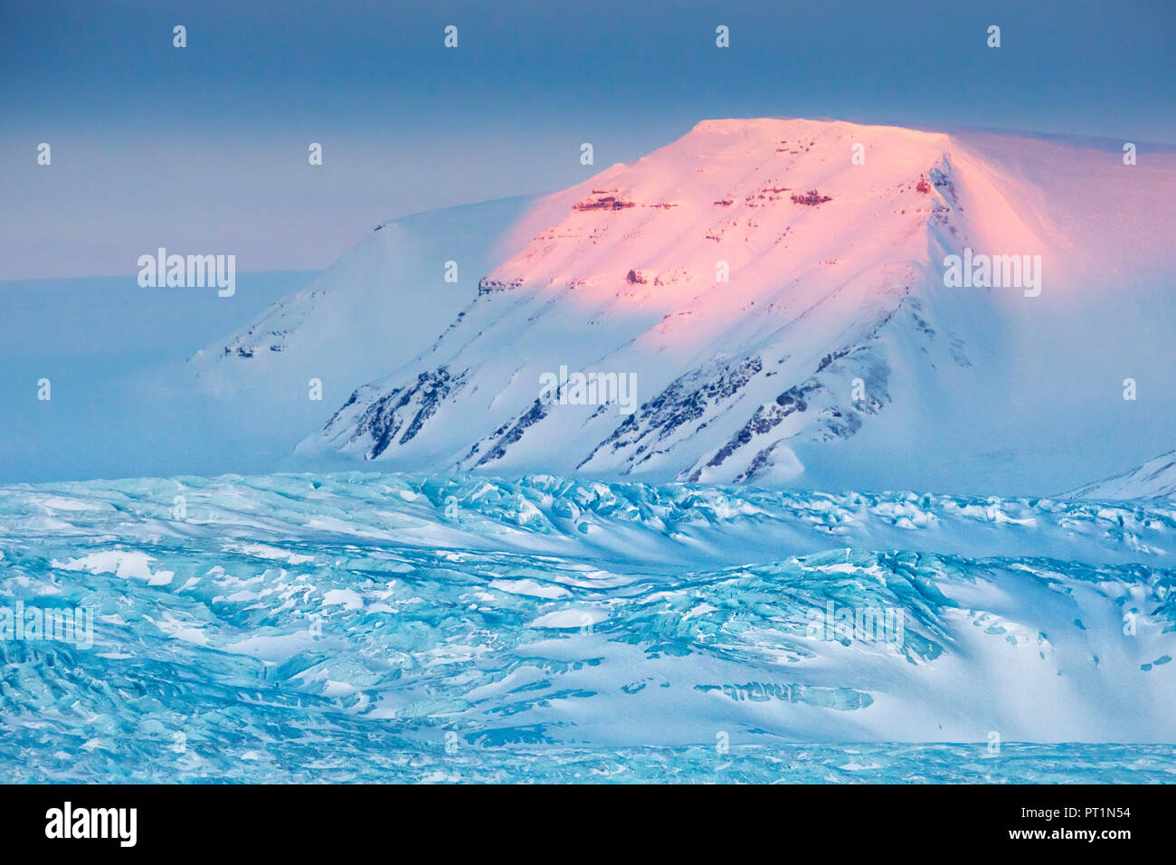 Details of Spitsbergen mountains, Svalbard Stock Photo - Alamy