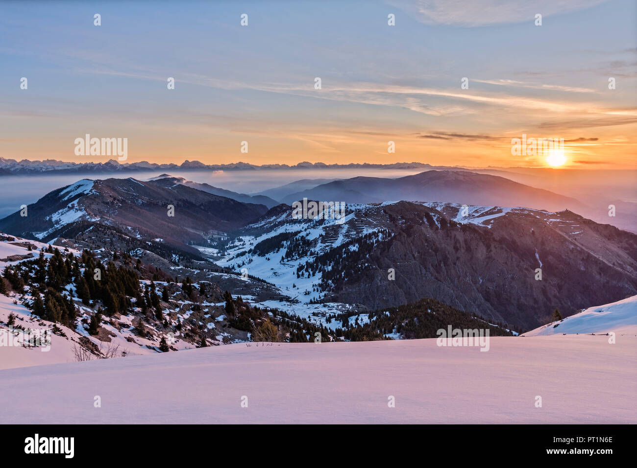 Monte grappa hi-res stock photography and images - Alamy