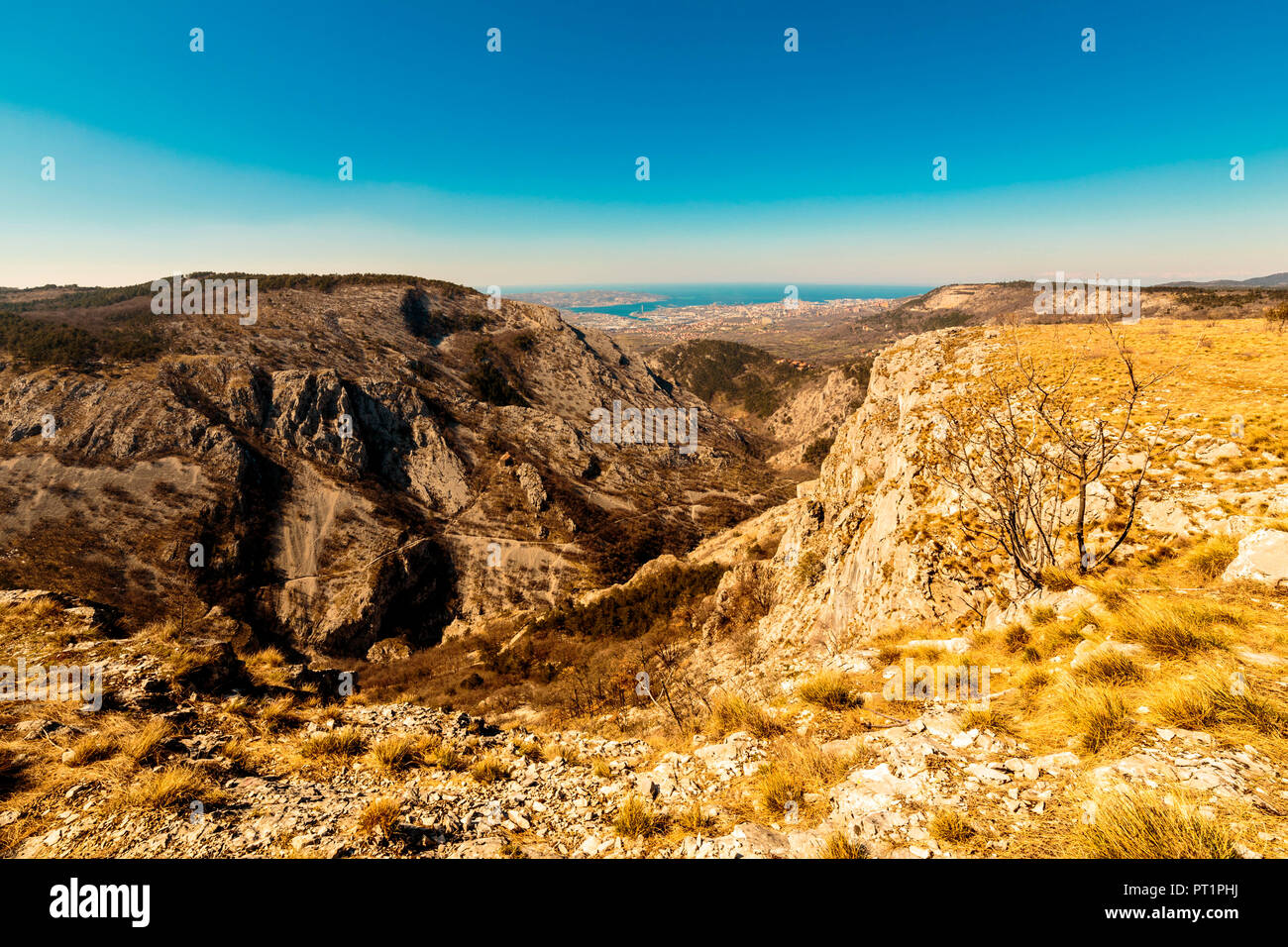 Plateau carso italy hi-res stock photography and images - Alamy