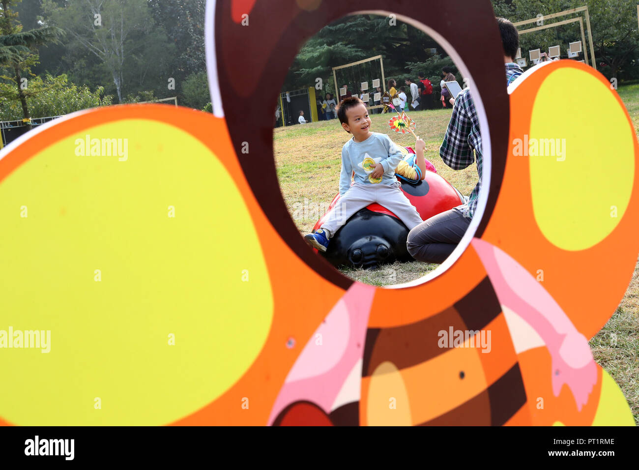 Sculpture ladybug hi-res stock photography and images - Alamy