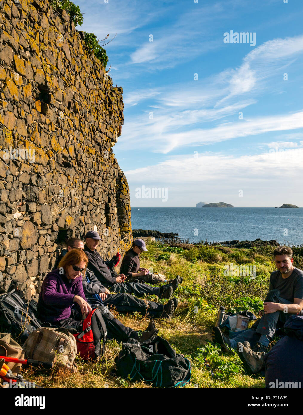 Group of people 2018 hi-res stock photography and images - Alamy
