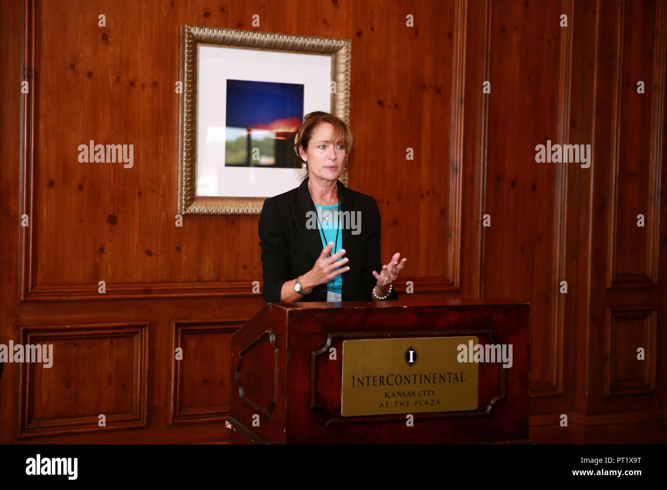 Kansas City, USA. 4th Oct, 2018. Nancy Hill, president of the Edgar ...