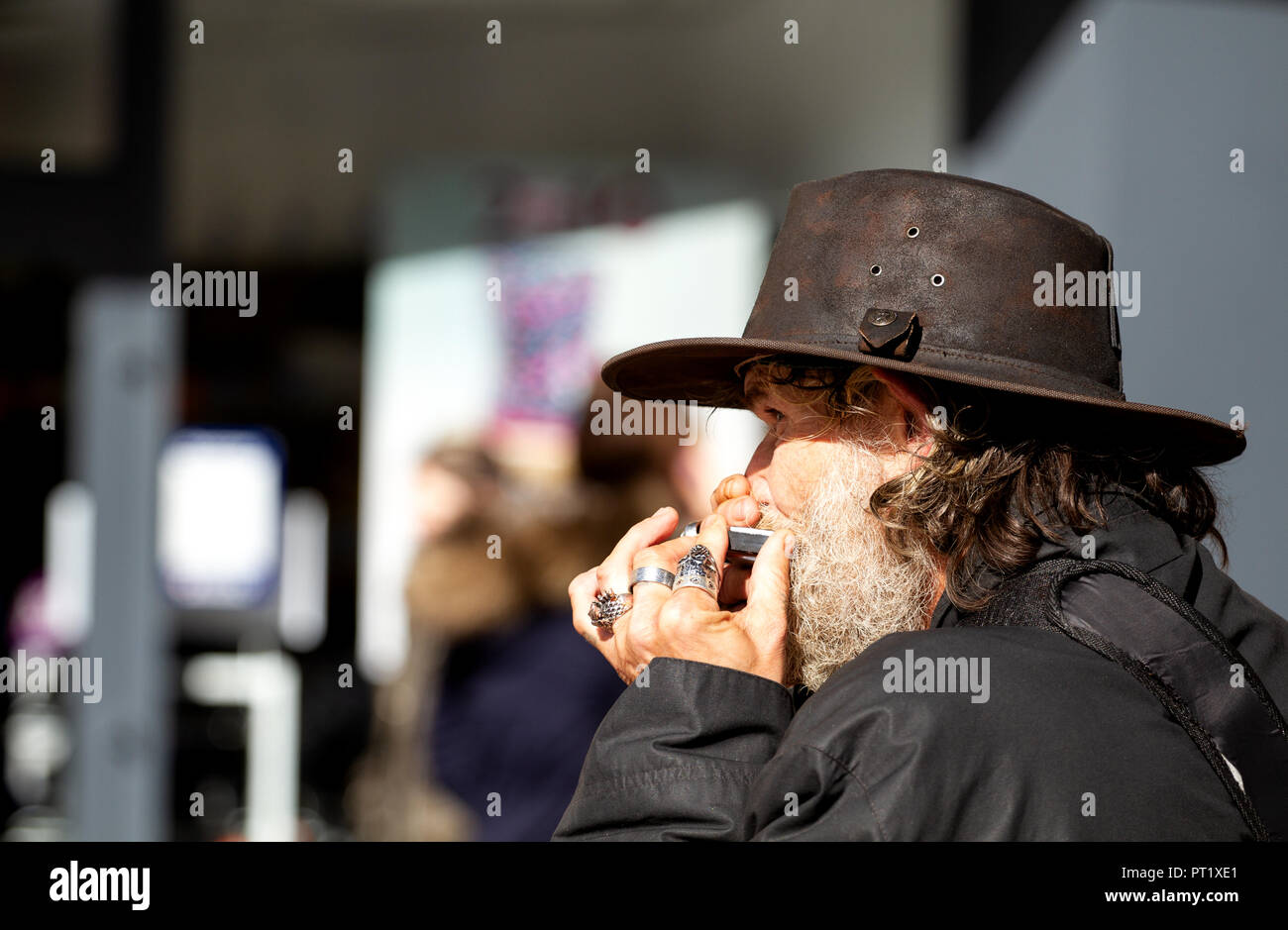 X factor 2017 audition contestant hi-res stock photography and images ...