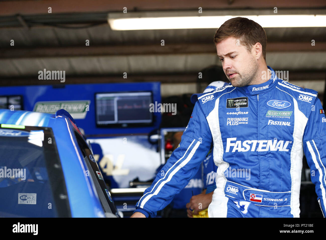 Dover, Delaware, USA. 5th Oct, 2018. Ricky Stenhouse, Jr (17) hangs out ...