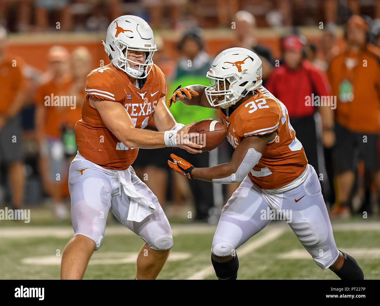 Austin, TX, USA. 15th Sep, 2018. Longhorn running back, Daniel Young ...