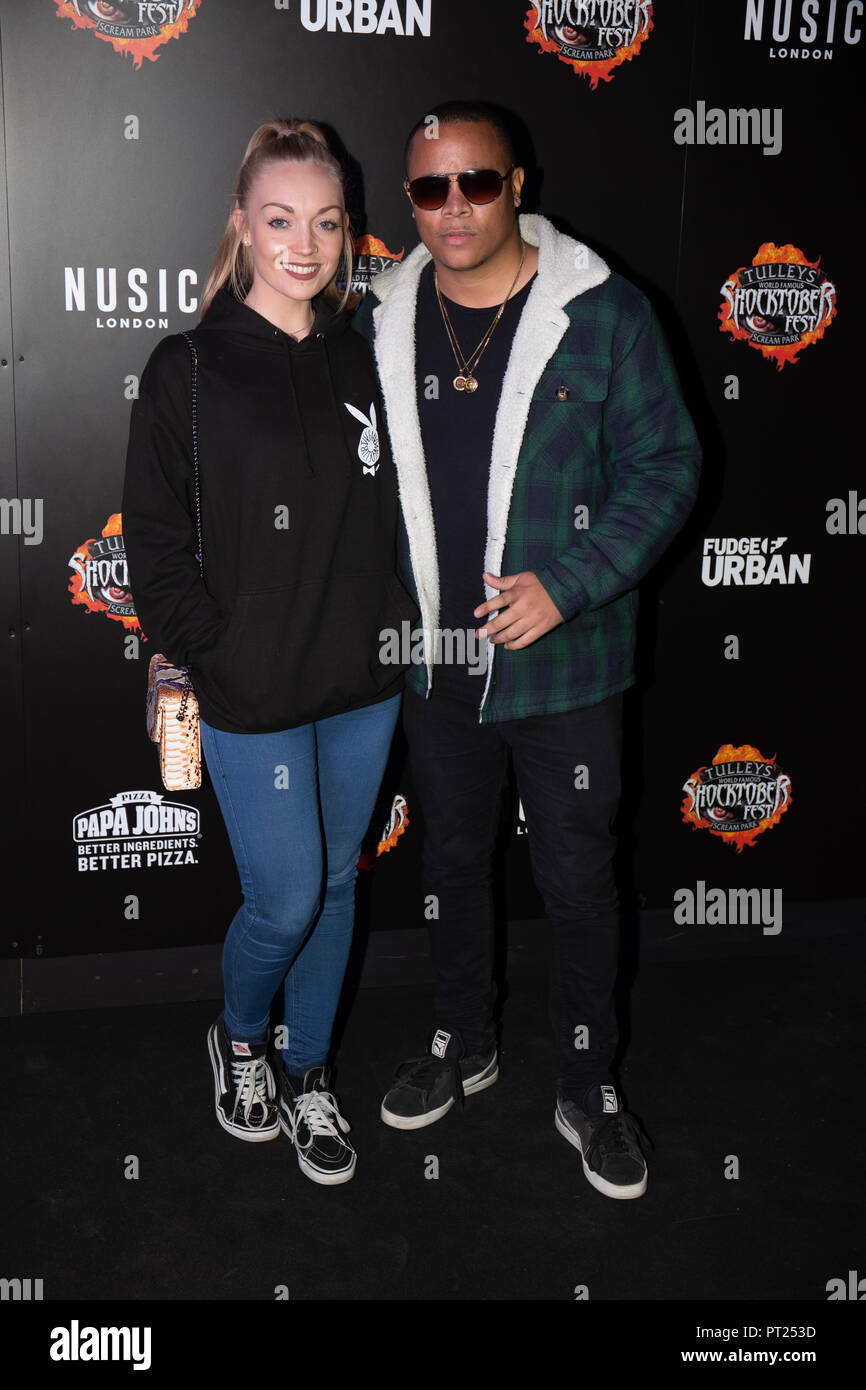 Rapper outfit hi-res stock photography and images - Alamy