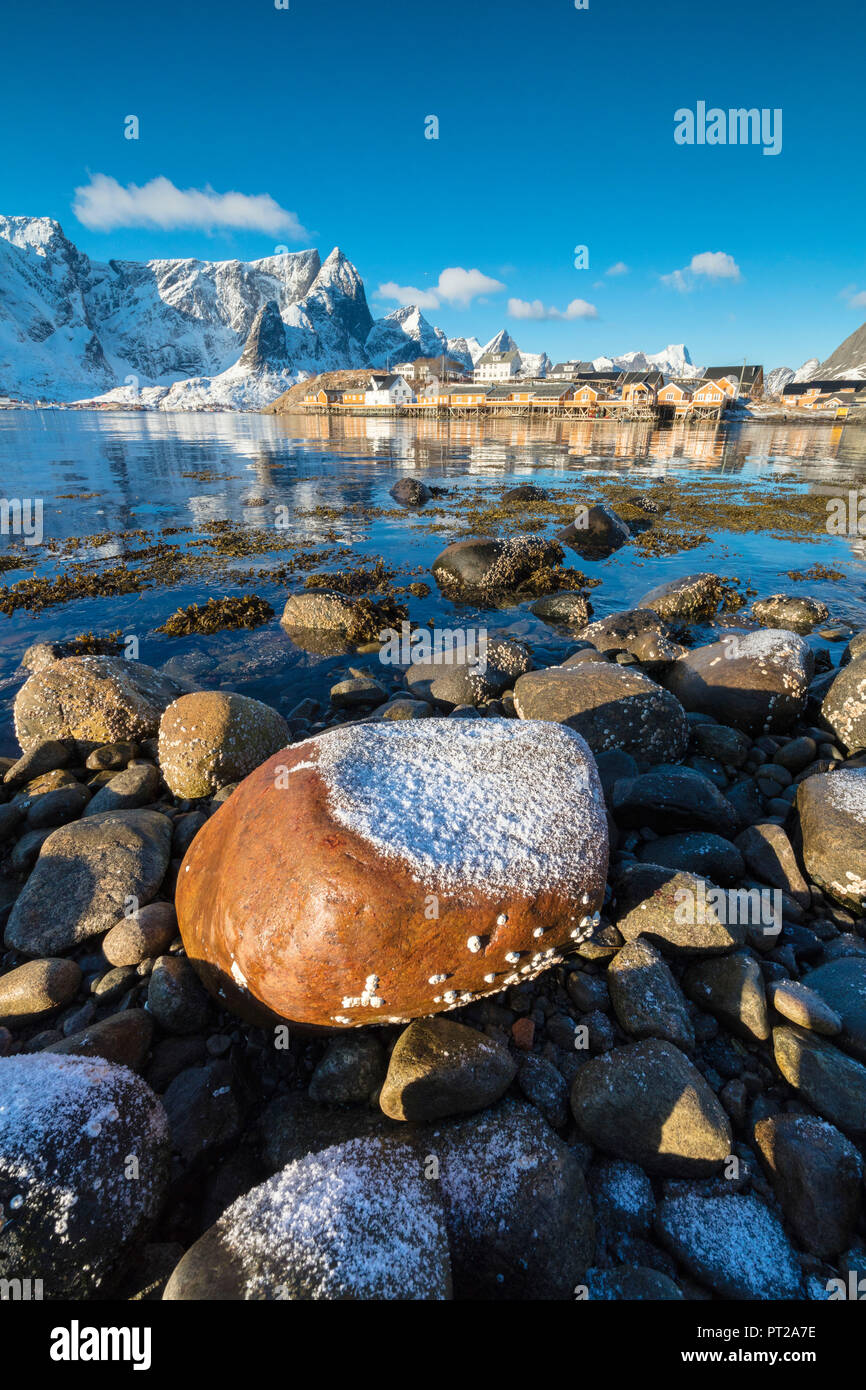 Ice on rocks norway hi-res stock photography and images - Alamy