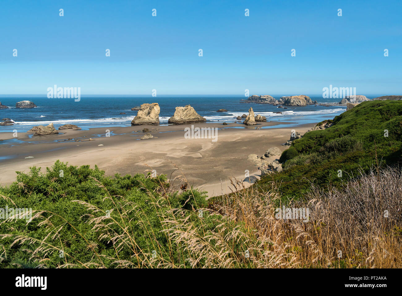 Beach view face rock state hi-res stock photography and images - Alamy