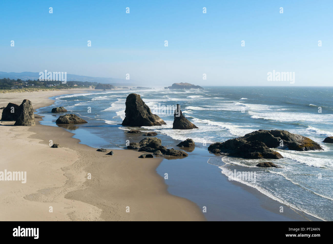 Beach view face rock state hi-res stock photography and images - Alamy