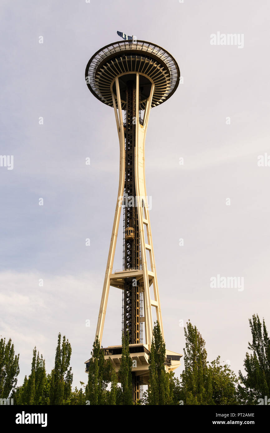Seattle, Space Needle, landmark World's Fair Stock Photo - Alamy
