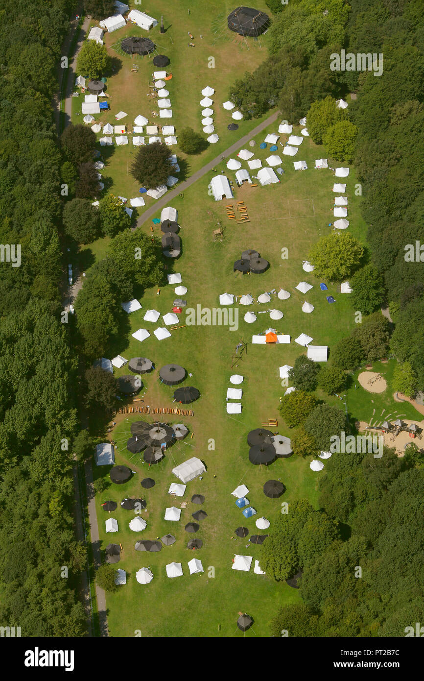 Scout Scouting Tent High Resolution Stock Photography and Images - Alamy