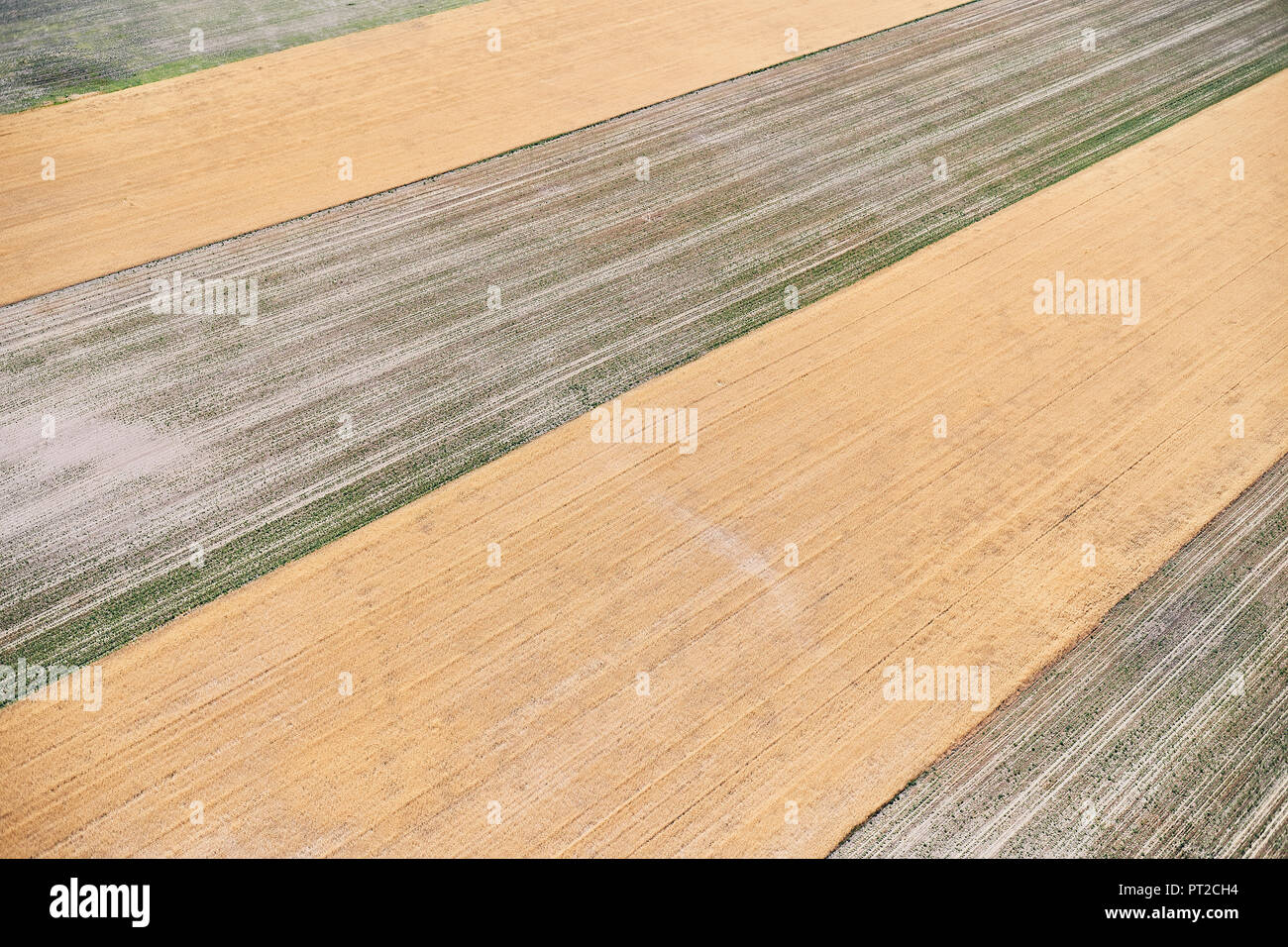 Contour farming hi-res stock photography and images - Alamy