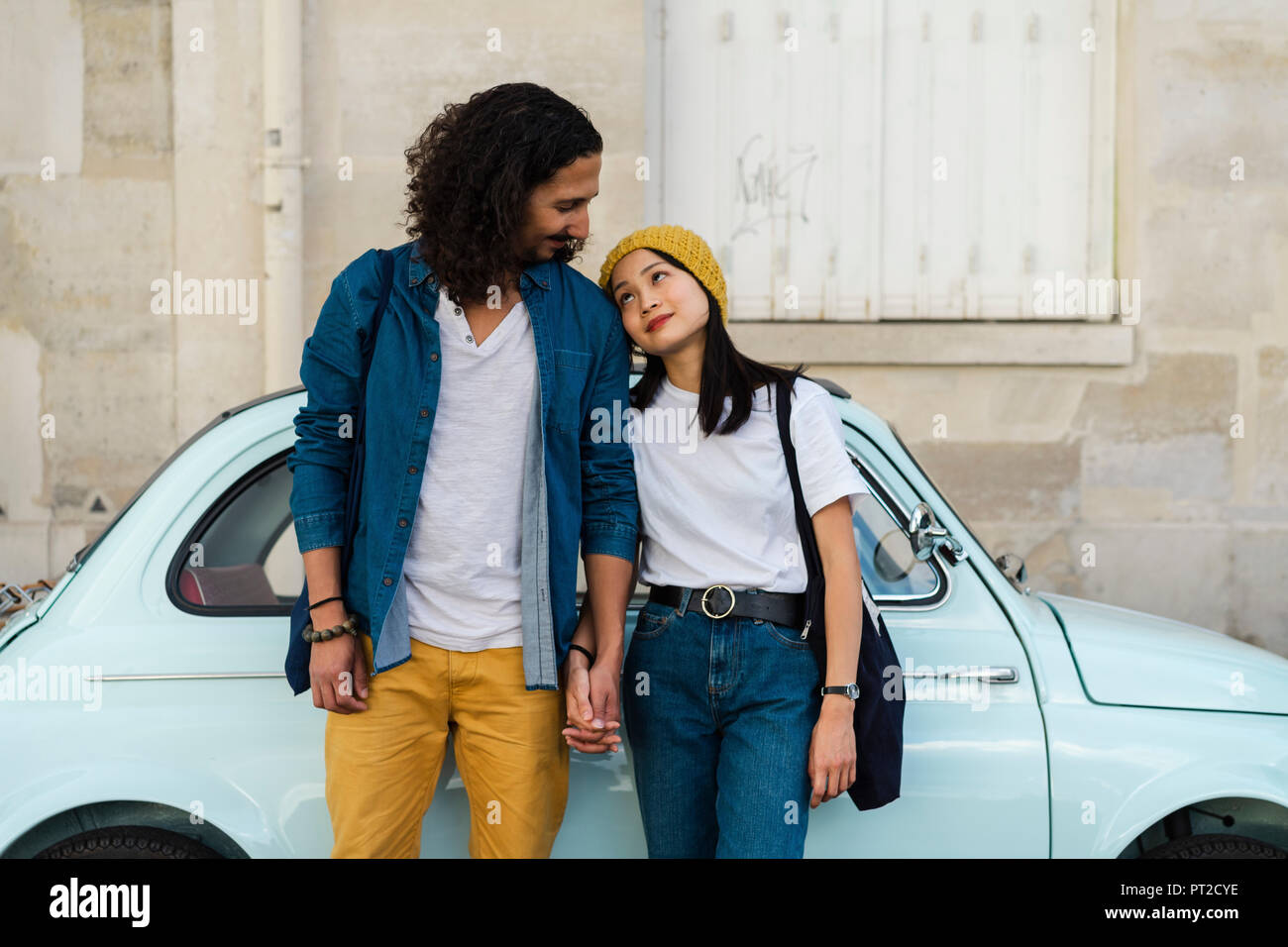 Car facing each other hi-res stock photography and images - Alamy