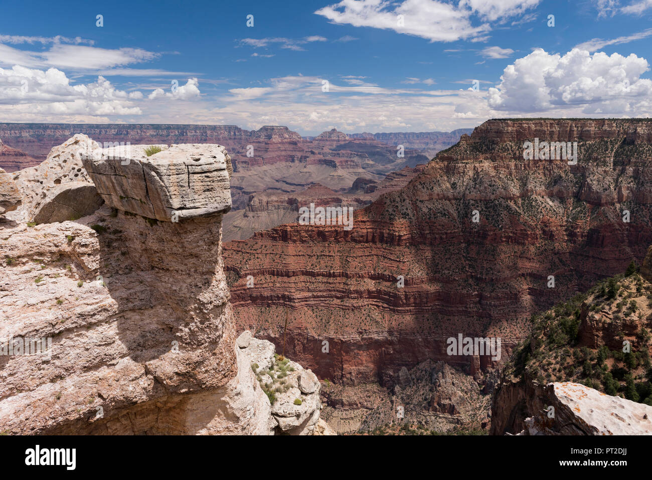 Sedimentary rock grand canyon hi-res stock photography and images - Alamy