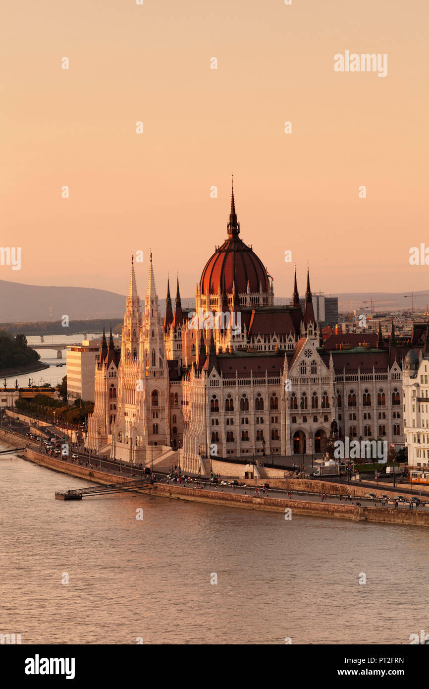 The parliament in pest hi-res stock photography and images - Alamy