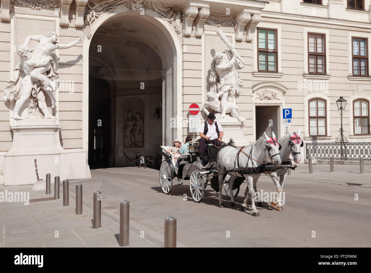 Hercules statue hofburg hi-res stock photography and images - Alamy