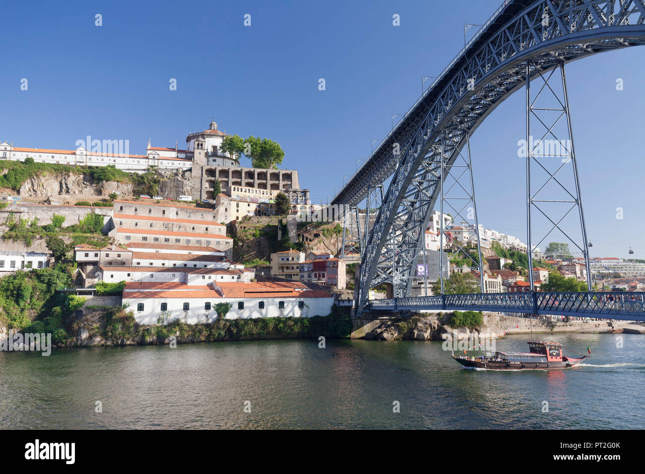 Dom luis bridge serra pilar hi-res stock photography and images - Alamy