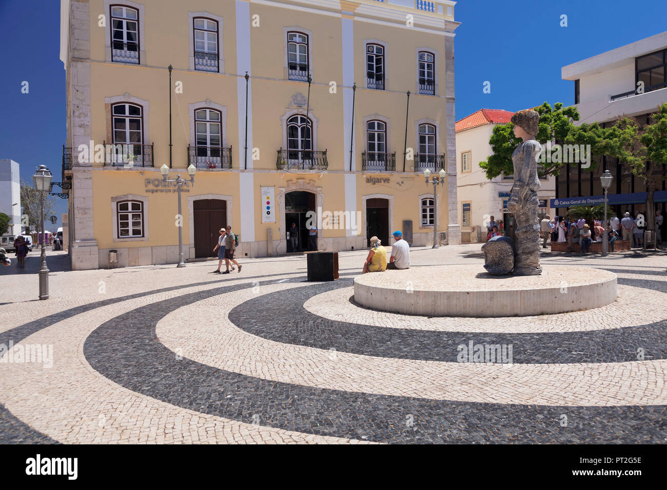 Dom sebastiao statue portugal hi-res stock photography and images - Alamy