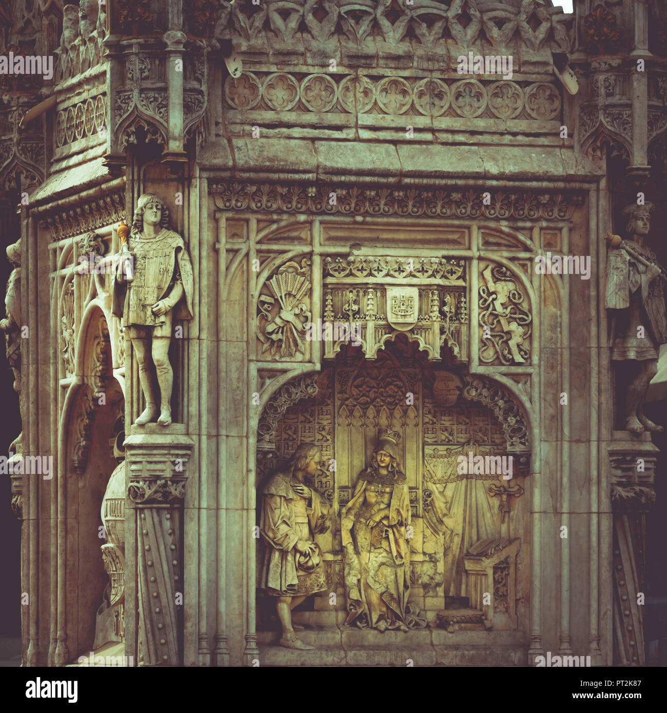 Carved stone details hi-res stock photography and images - Alamy