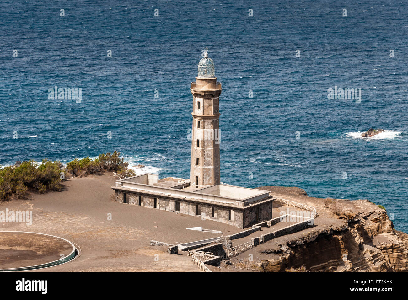 Lighthouse ponta dos capelinhos hi-res stock photography and images - Alamy