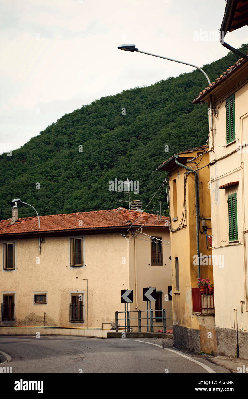 Poverty in southern italy hi-res stock photography and images - Alamy