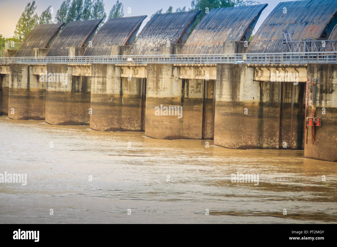 Mekong thailand dam hi-res stock photography and images - Alamy