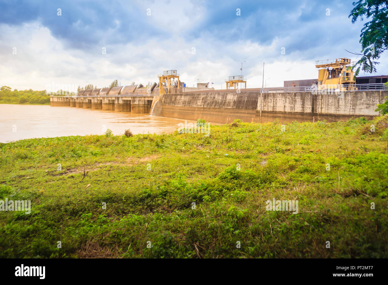 The Pak Mun Dam, a barrage dam and run-of-the-river hydroelectric plant ...