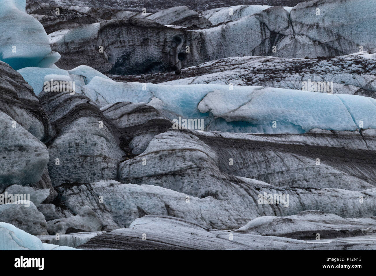 Block of ice hi-res stock photography and images - Alamy